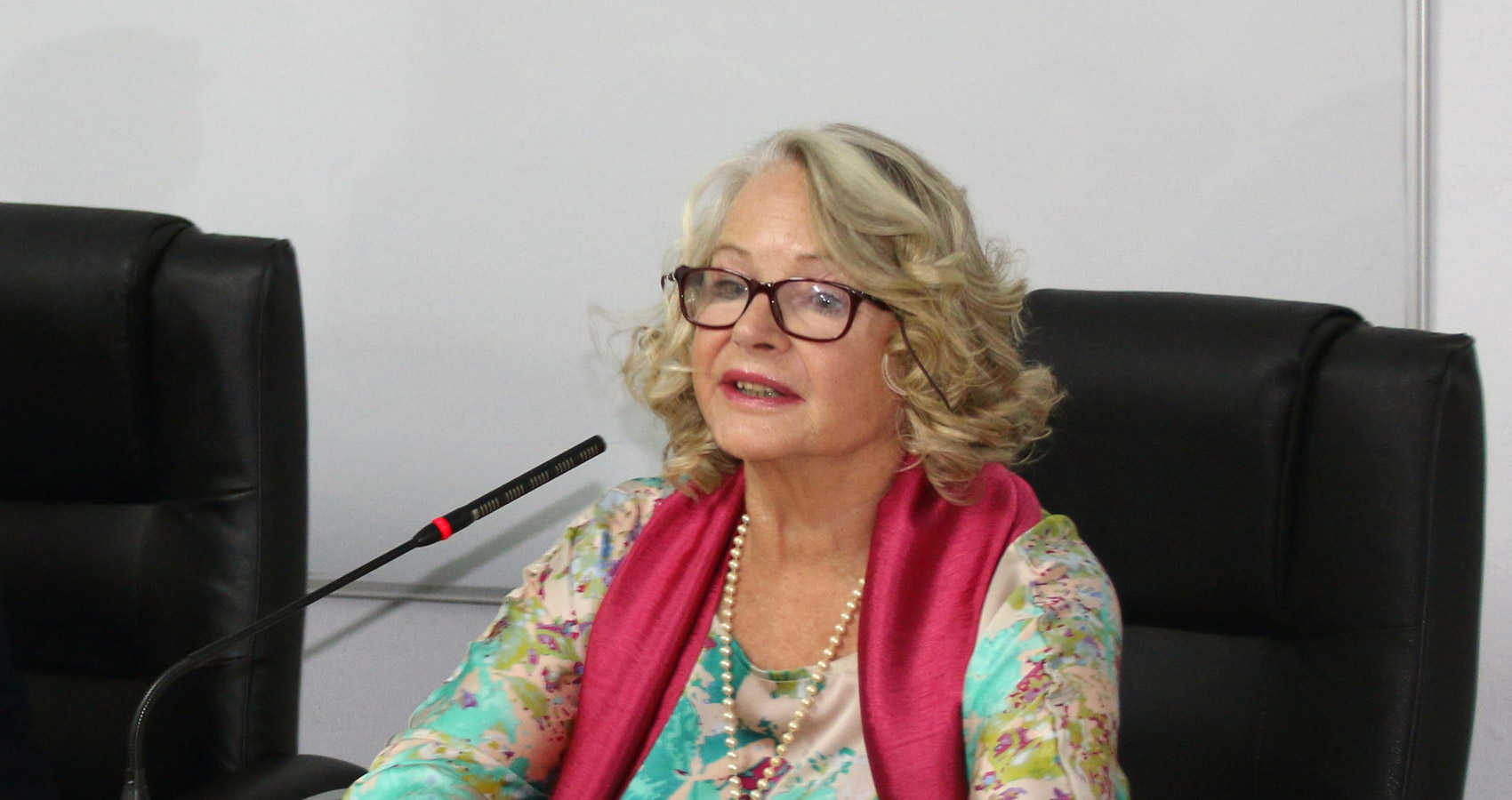 Presentación de Mujer(es) de Carmen Gallano ‹ Colegio de Psicoanálisis de Madrid | Centro de ...